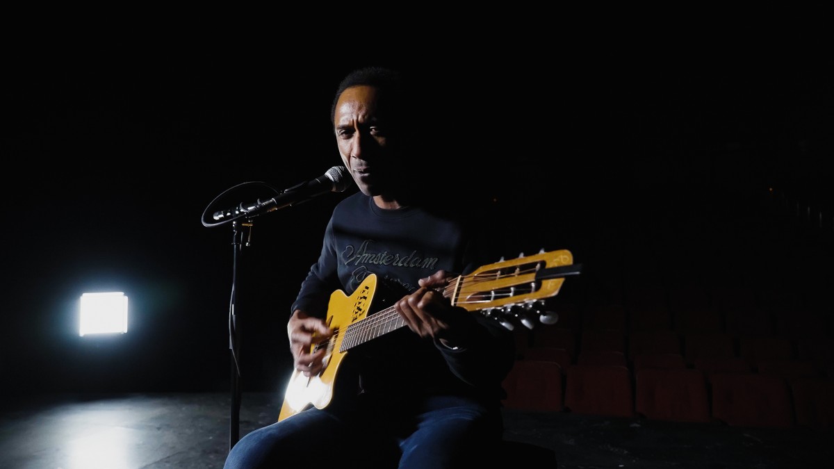 [Video] BIG BANG! Music Rooms: Daby Touré | National Arts Centre