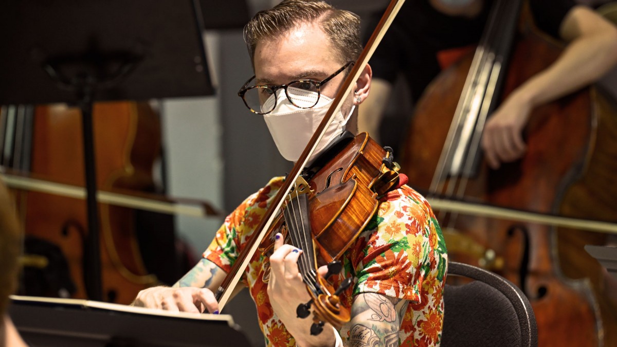 [Video] NACO Mentorship program: Daniel McCarthy, viola | National Arts ...